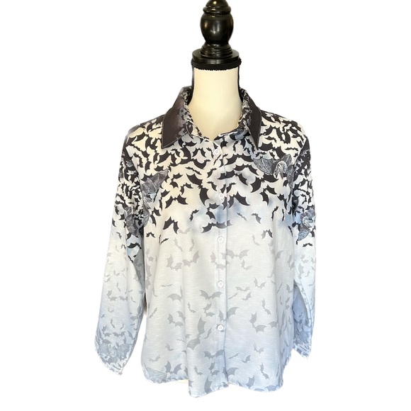 Tops | Super Cute Halloween Blouse With Bats In Flight | Poshmark